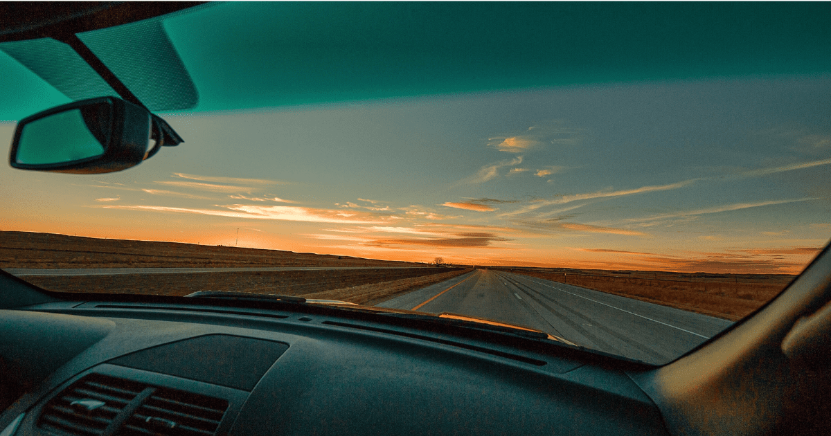 The Ultimate Guide to Cleaning the Inside of Windshield | Omni Auto Glass